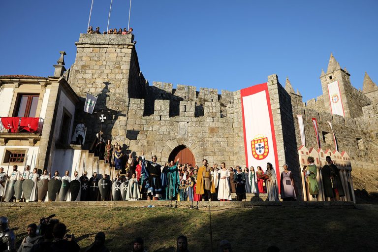 Castelo de Santa Maria da Feira História e Beleza - Descobertas.pt